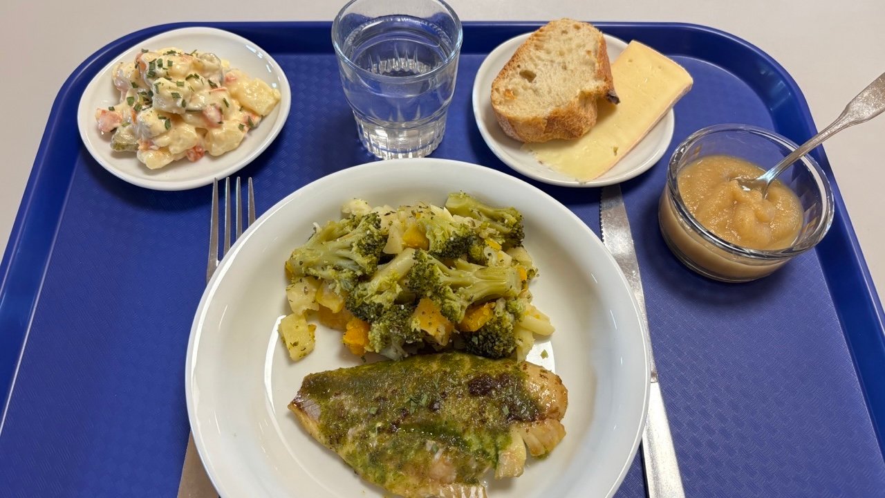 French School Lunch Menu (2025): What Kids Really Eat in France ...